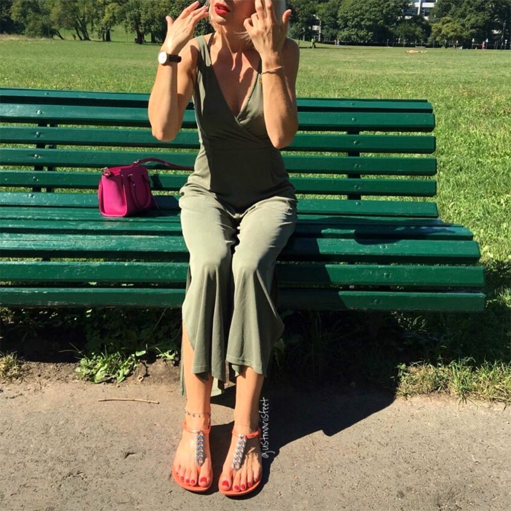 Fit Feet Girl - Social Media Feet