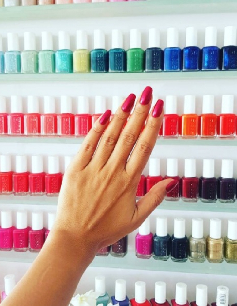 Samanansari's Beautiful Feet - Long Toenails - Social Media Feet