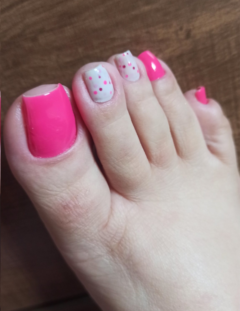 Dolce Amarans Feet Long Toenails Social Media Feet