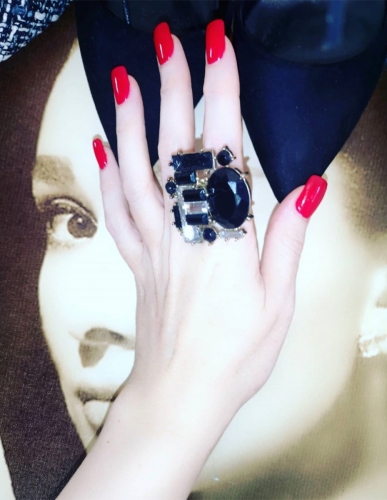 Vampire Feet - Foot Models - Social Media Feet